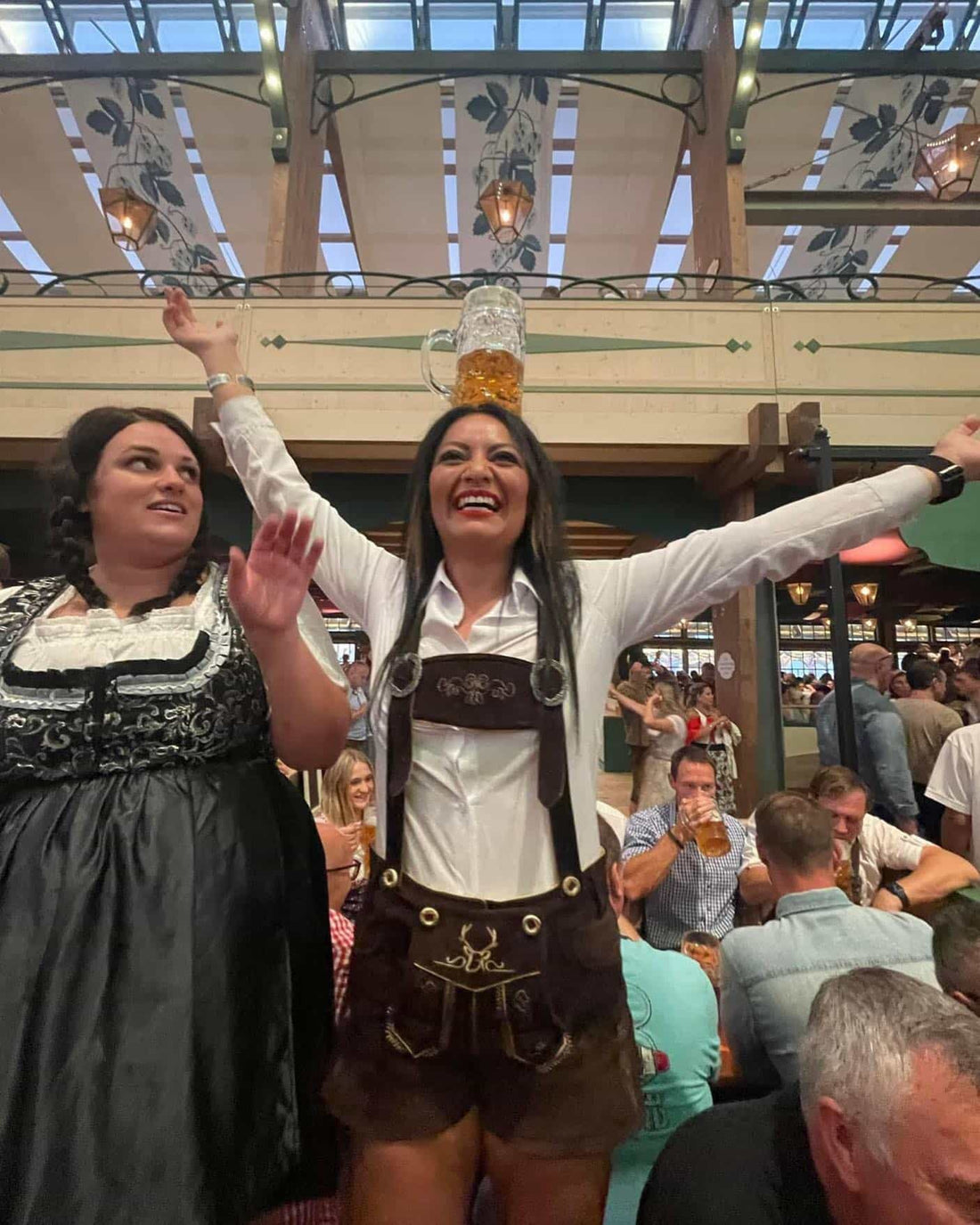 Oktoberfest Outfit: Authentic Traditional German Outfit | Bavaria Trachten